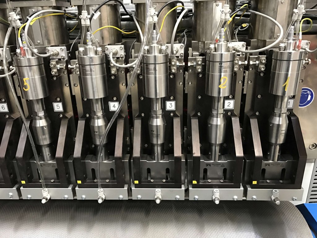 Weber Ultrasonics: Ultrasonic laminating | textile network